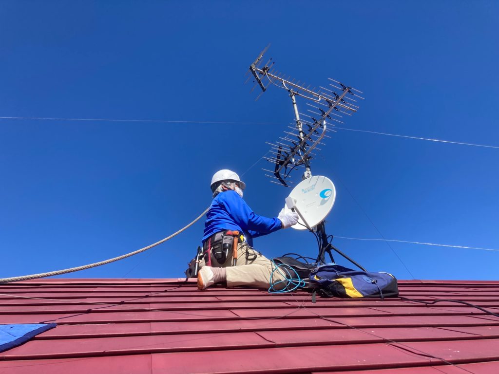 パラボラアンテナ工事 – 東京都荻窪の町の電気屋『英電社』